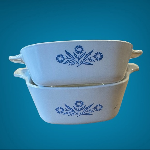 Corningware | Kitchen | 2 Small Corning Ware Pans | Poshmark